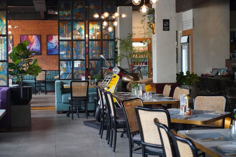 Amber Rooftop Lounge: Senopati's New Hotspot